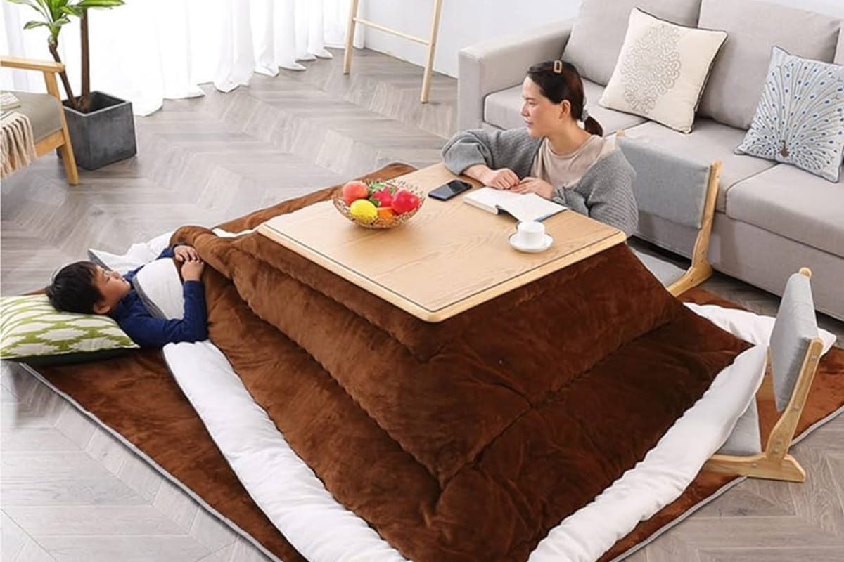 The Katotsu table helps warm the body during the cold winter