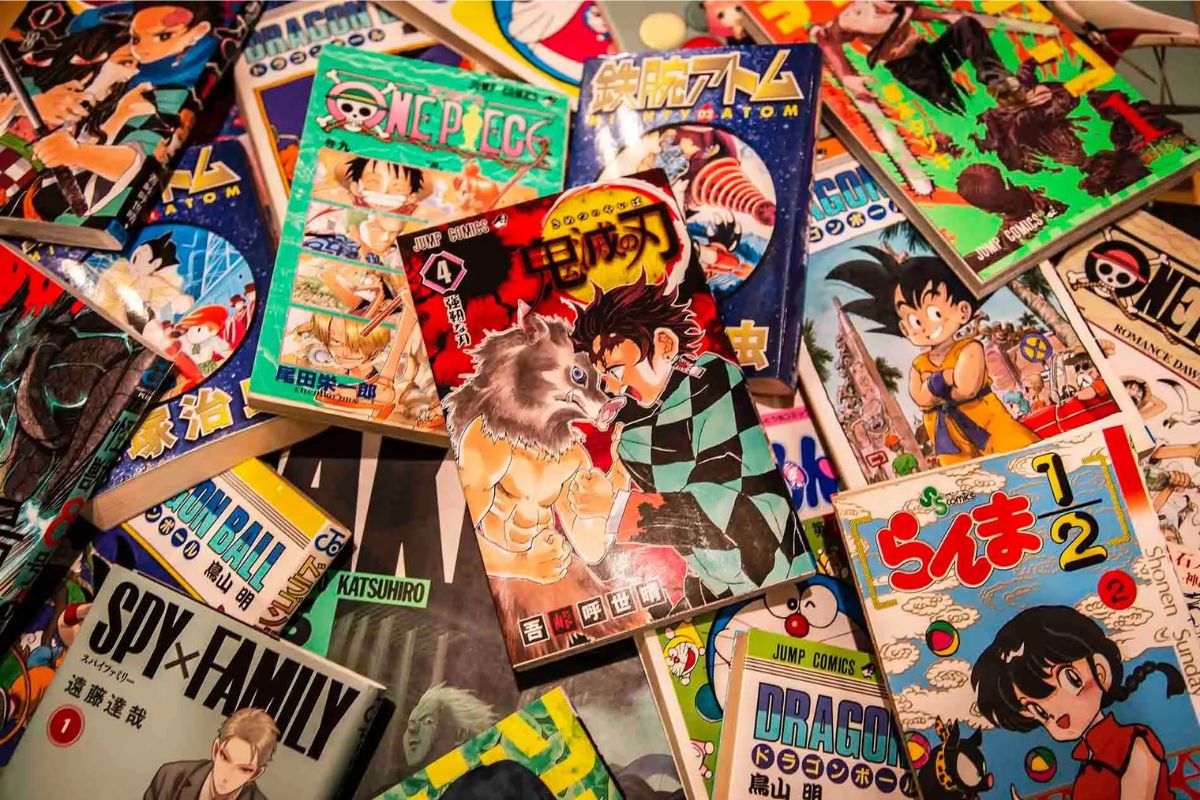 What is a manga?
